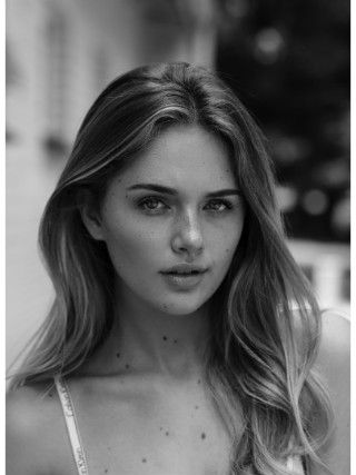 Mieka Smith | Supreme Milan